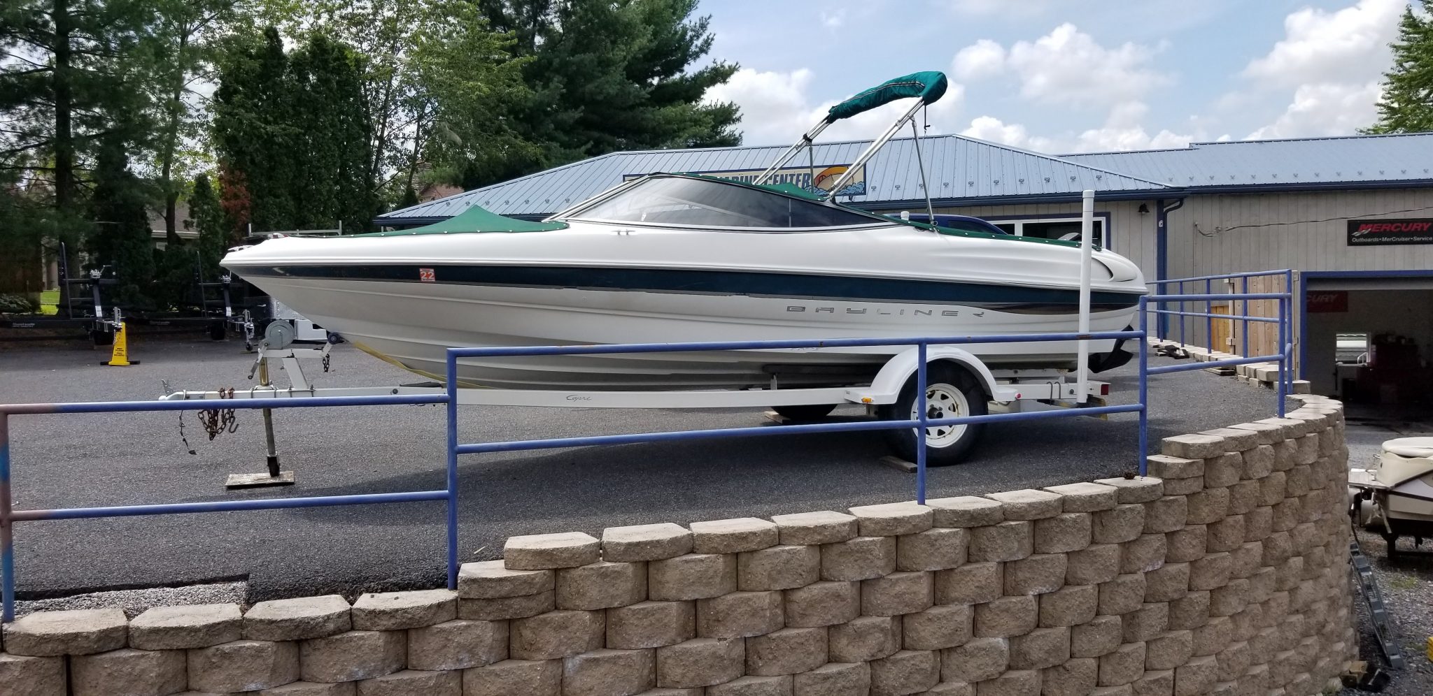 2000 BAYLINER 2050 DX BR – Gettysburg Marine Center